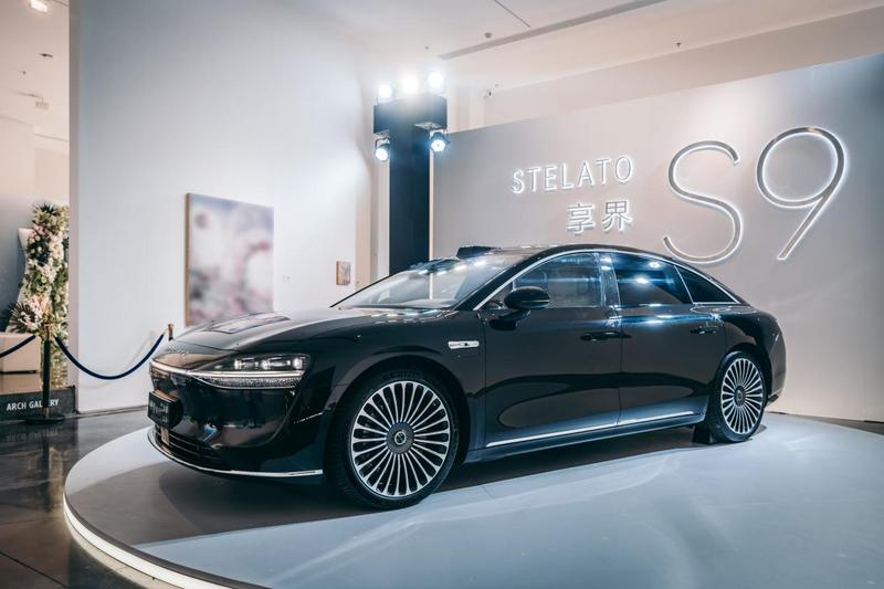 享界S9选配内容包括：外观/内饰颜色、轮毂及零重力座椅套装、智能_易车