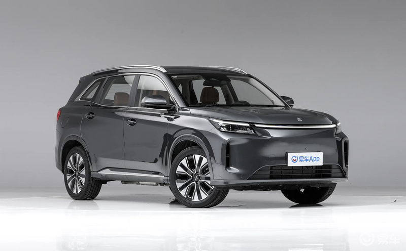 第三代蓝电E5 PLUS将于11月1日开启预售 纯电续航230km_易车