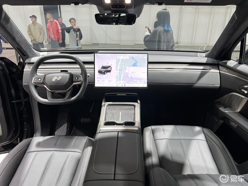 2025广州国际车展：乐道L90黑骑士特别版上市 售价30.68万元_易车